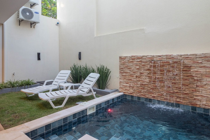 Premium B: Private Pool/lounge Terrace - Paraguay