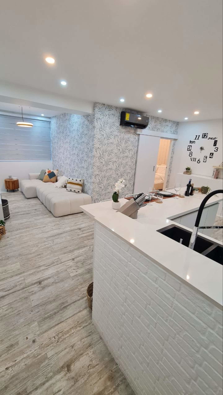Luxury-confort +Location, Spectacular Apto In Ccs - Venezuela