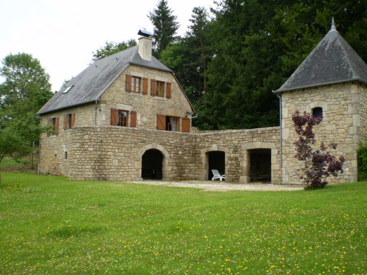 Grange Chic Dans Un Ecrin De Verdure - Corrèze