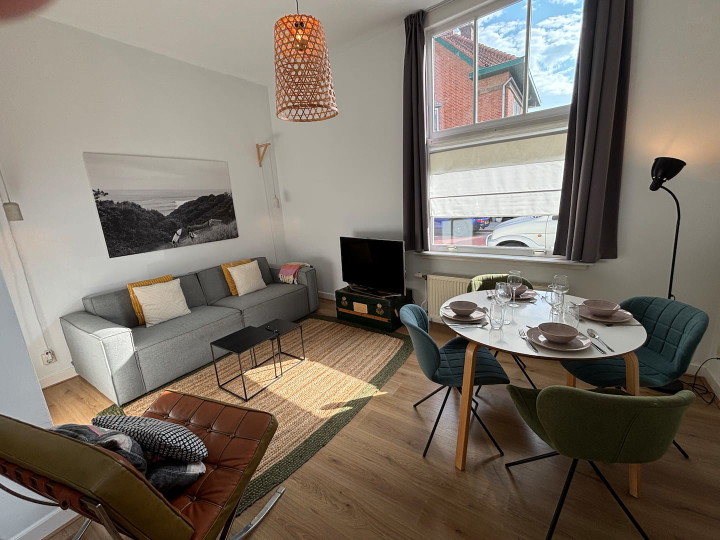 Beautiful Apartment 400 Meter From The Beach - The Hague
