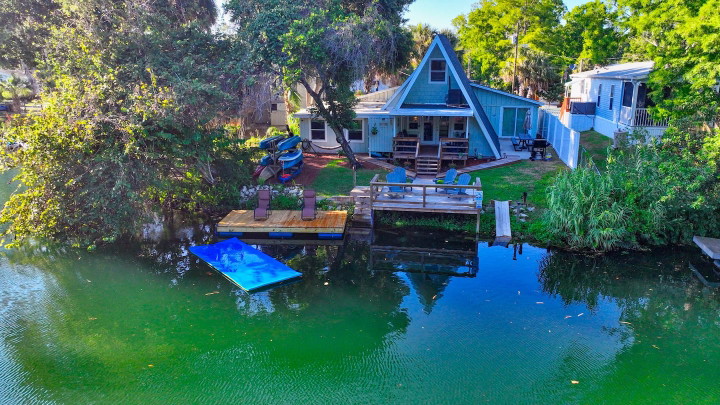 Weeki Wachee-aframe Stream Dream - Spring Hill, FL