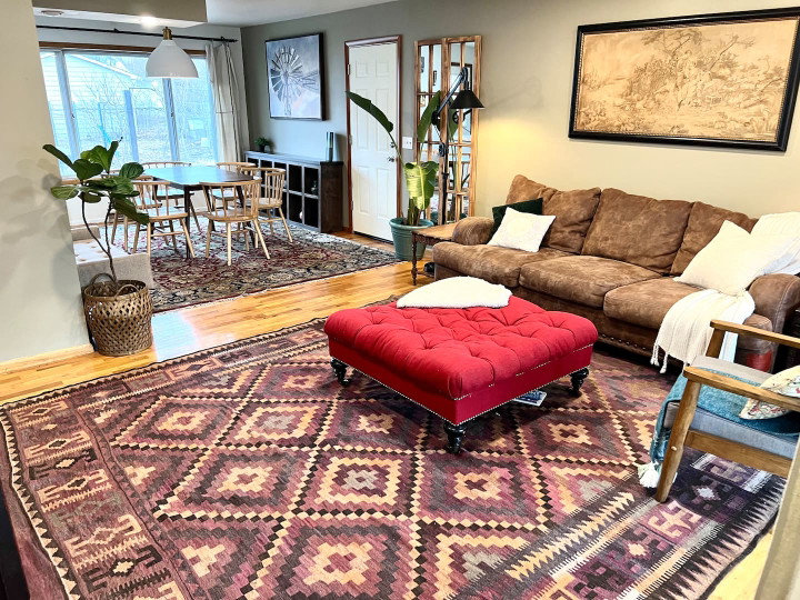 Cozy Three Bedroom Cottage Near Uofi - Urbana, IL