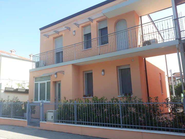 Cleopatra House - Padua