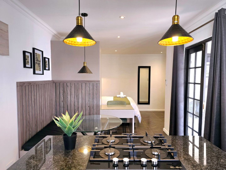 Cosy Serviced Studio Cottage For 2 - Durban