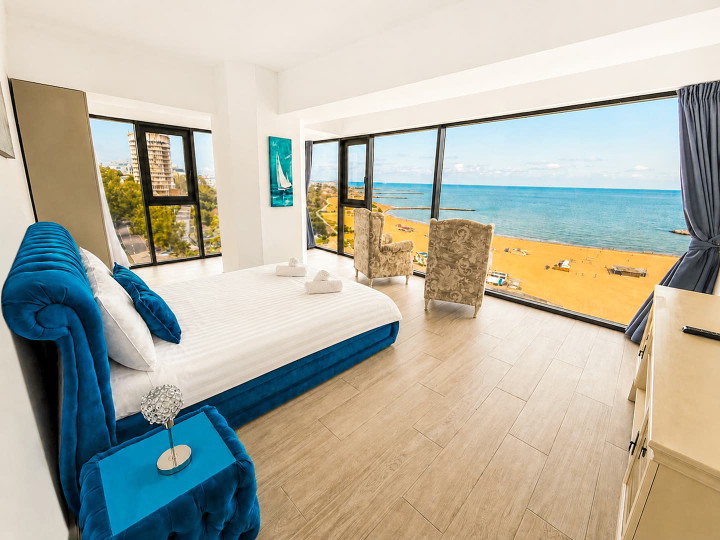 Maritimo 6a (6th Floor  Front Sea View) - Constanța