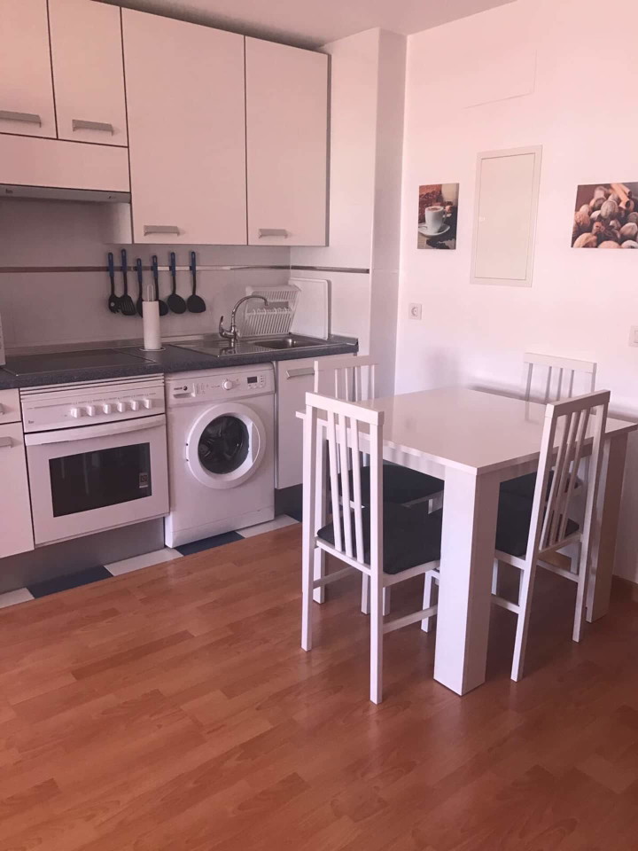 Estudio En Residencial Con Piscina - Ciudad Real