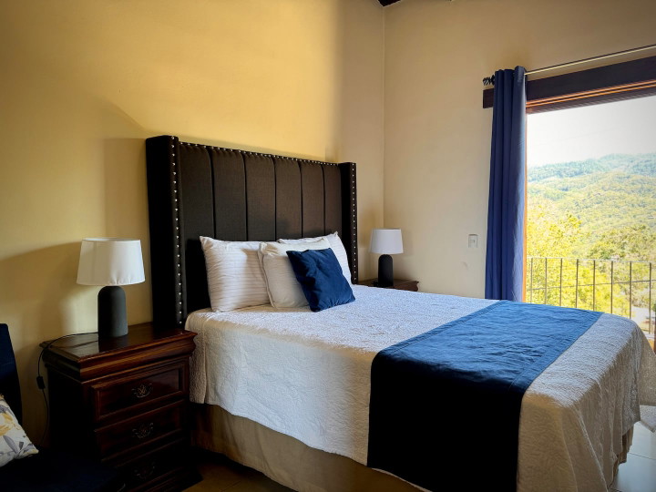 Casa Buena Vista 1 | Colonial Charm In The City Centre - Honduras