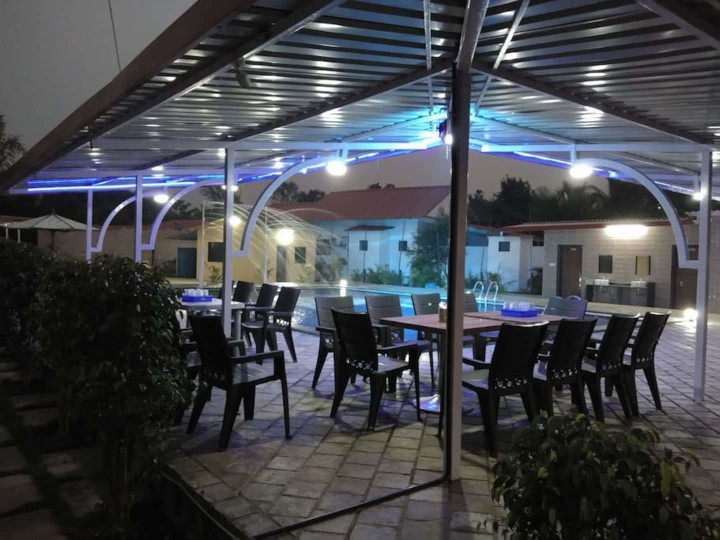 Luxury Farm Stay With 2 Swimming Pools. - Karjat