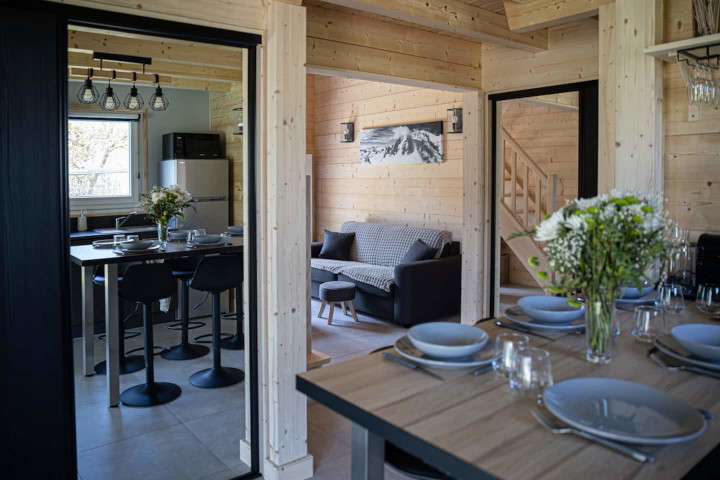 Le P'tit Chalet | Hiking, Skiing & Nature | Léman - Bernex