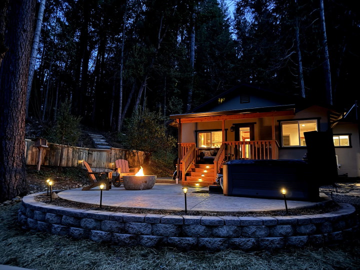 Stones Throw Getaway - Nevada City, CA
