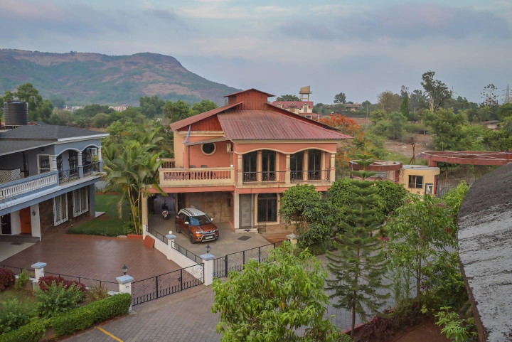 Hideout Lonavala Villa - 3 Bhk + Swimming Pool - Lonavla