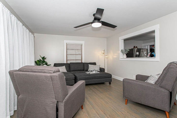 Charming West Knox Cottage W/ Carport & Patio - Knoxville, TN