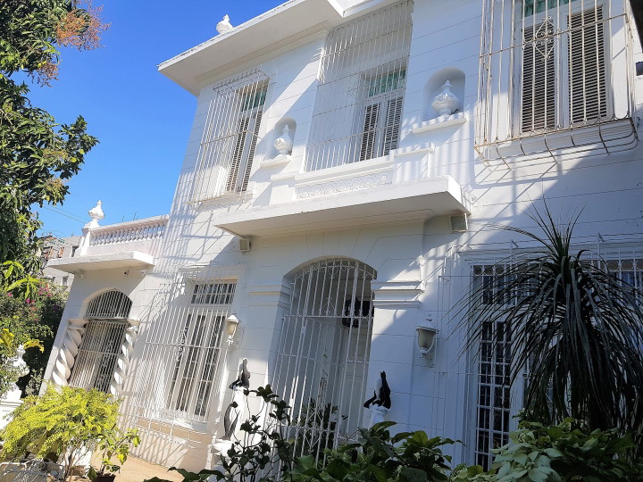 Lux. Villa Casanostra Patio Tub Safe Wifi A/c Tv - Havanna