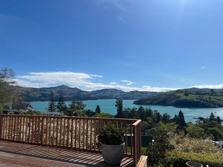 Akaroa Harbour Views | Deck, Cosy Fireplace - Akaroa