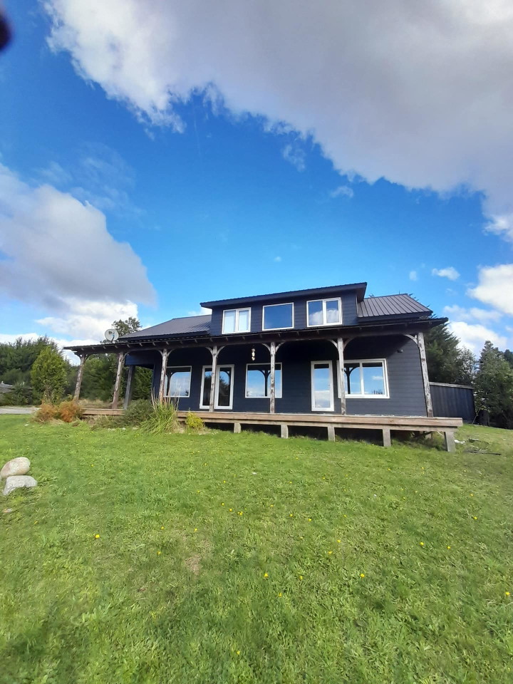 Large House With A Panoramic View Of The Lake And Volcanoes - Puerto Varas