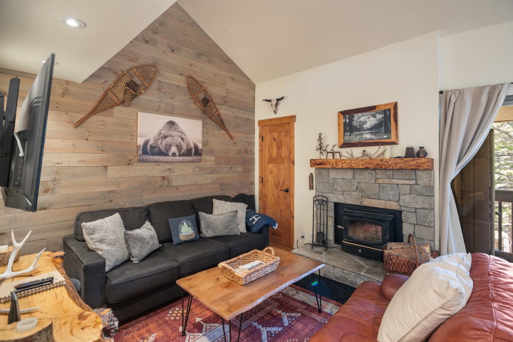 Gorgeous Hidden Valley Loft - Mammoth Lakes, CA