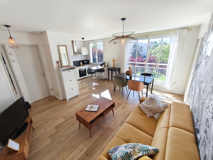 Appartement Calme Parking Privé Proche Lyon - Caluire-et-Cuire