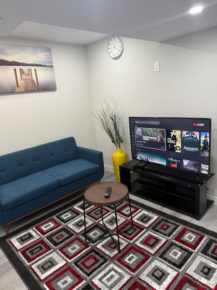 Cozy New Basement Suite - 위니펙