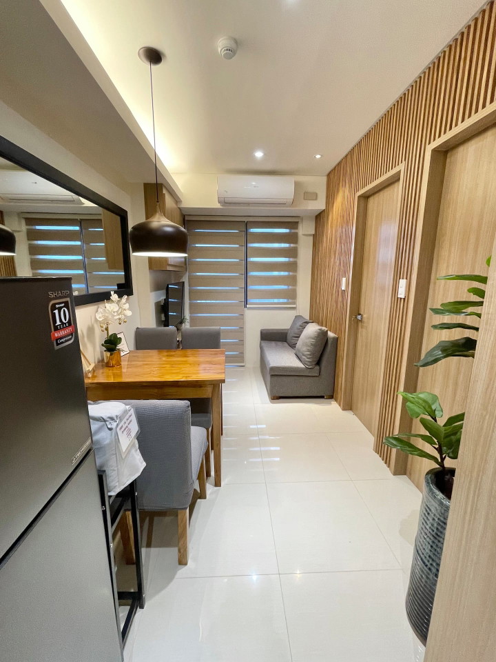 Jules 2br Condo W/balcony @ Smdc Style Residences - Iloilo City