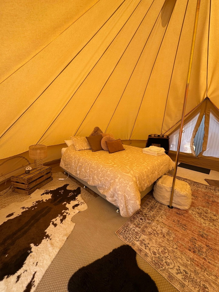 Frizzle Glamping Tent - Clare Valley - Clare