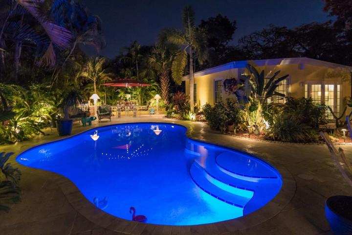Tropical Oasis Pool Cottage - Fort Lauderdale