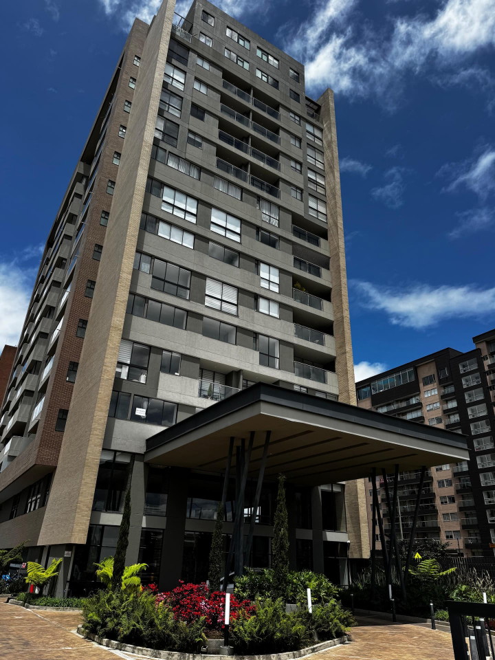 Apartment In La Felicidad Near The Airport - Bogota