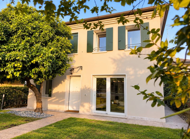 Villa Con 3 Camere E Parcheggio  Centro A Piedi - Treviso
