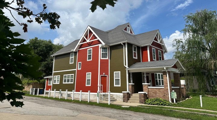 9 Bedrooms, 3 Kitchens, 3 Baths, Sleep 20 Downtown - Indiana (State)