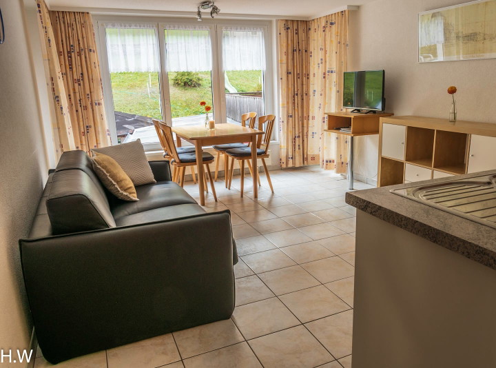 E2 Gemütliche Wohnung Im 1. Obergeschoss - Saas Fee