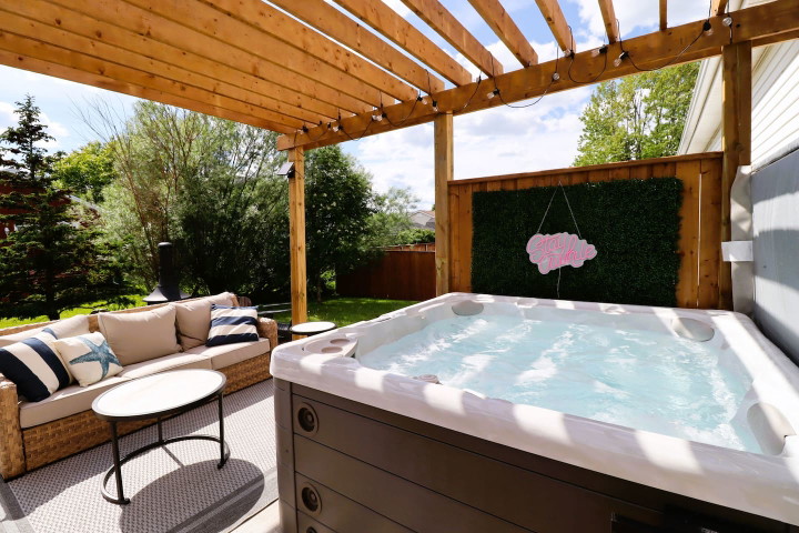 Parlee Beach |Dogfriendly| Hot Tub | Bbq | Firepit - Shédiac