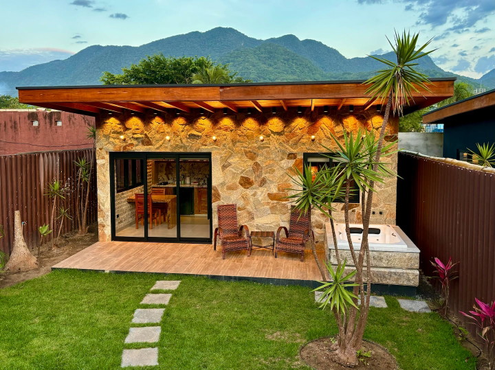 Rock House Maresias (Pet Friendly) - São Sebastião