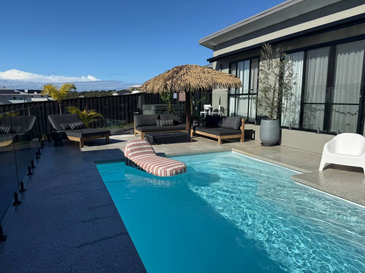 The Poolside Pavilion | Private Resort-style Suite - City of Lake Macquarie