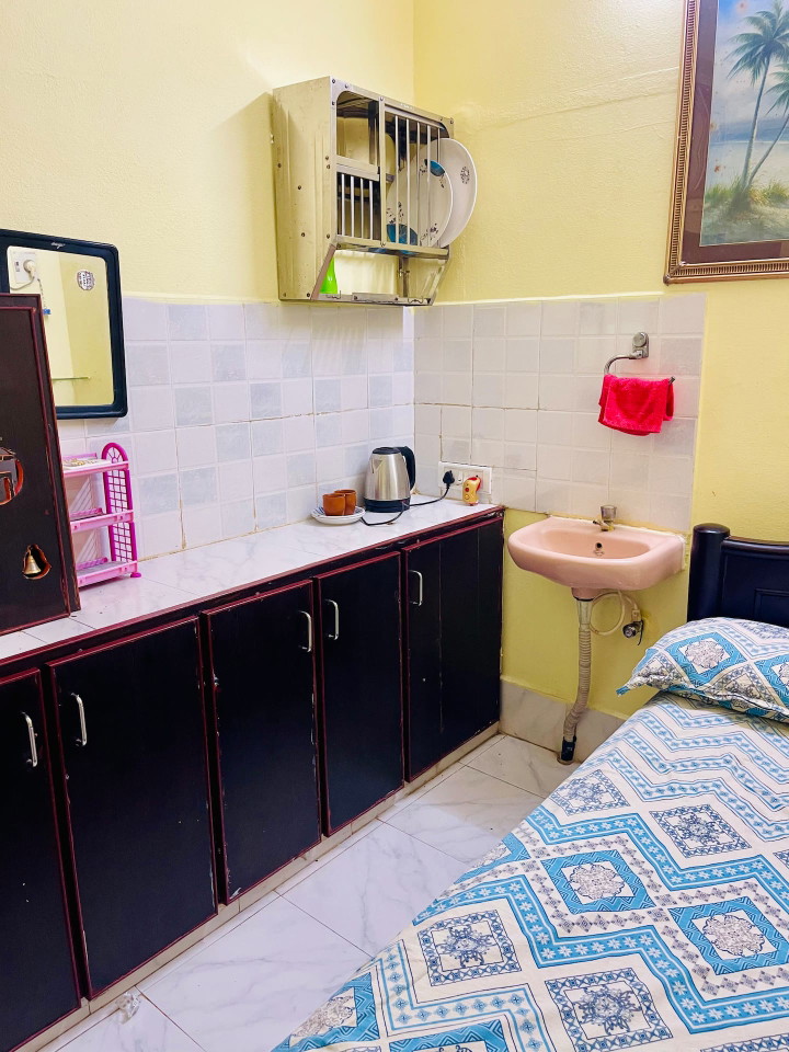 Single Room For Two - Vijayawada