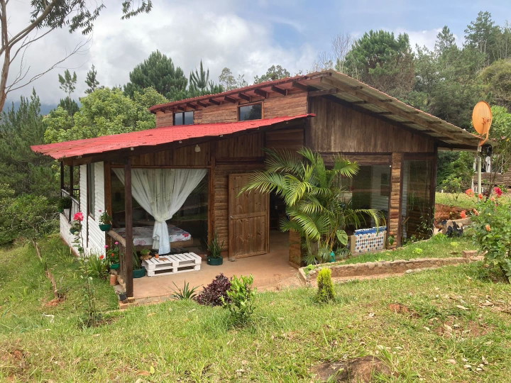 Cabane à El Carmen, à 1 Heure De Cali. Climat Délicieux - Colombie