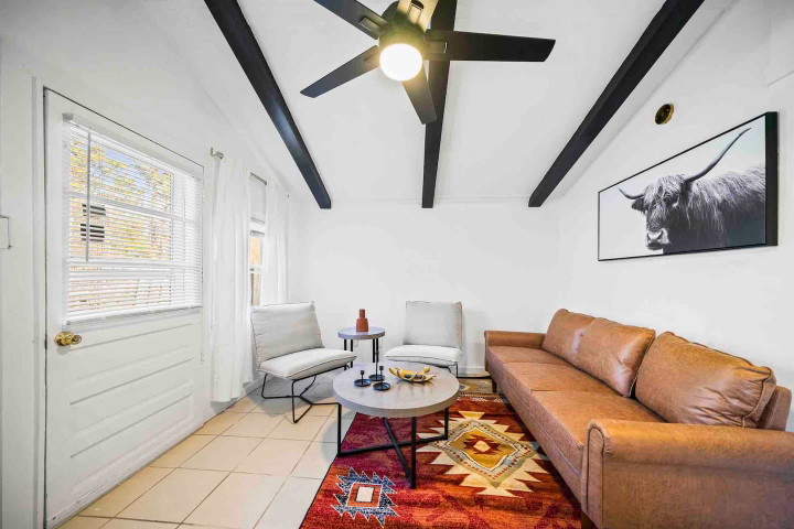 Red Cabin Retreat | Quiet Escape Near Fayetteville - Fayetteville, NC