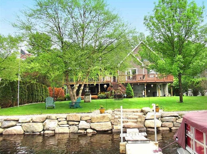 Beautiful 5 Bedroom Waterfront House - Corinth, NY