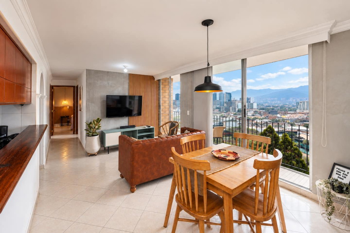 180 Skyline Views, Poblado, Ac, Fastwifi, Metro - Medellín, Colombia