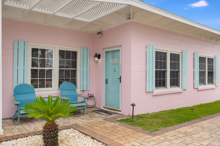 Walk To Laguna Beach. 2 Bedroom - Panama City Beach, FL