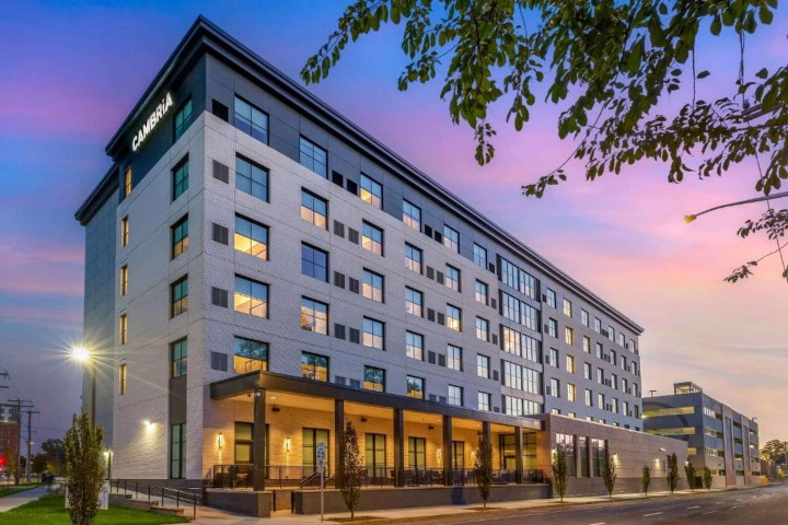 Close To Yale Campus + Dining & Fitness Center - New Haven, CT