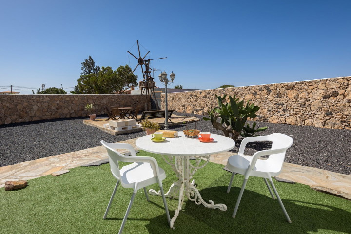 Home2book La Molina C, Rural Retreat - Antigua