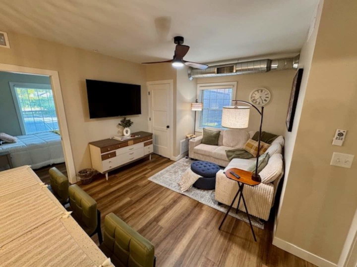 Monroe Lofts | Suite 1 | Downtown 2br Apartment - Green Bay, WI
