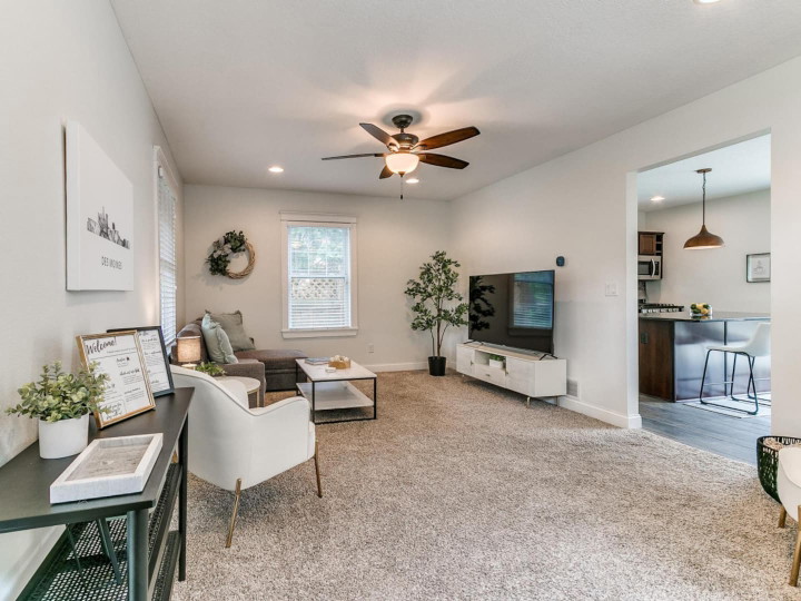 Night Life/patio/3br/downtown Ingersol/fast Wi Fi - Des Moines, IA