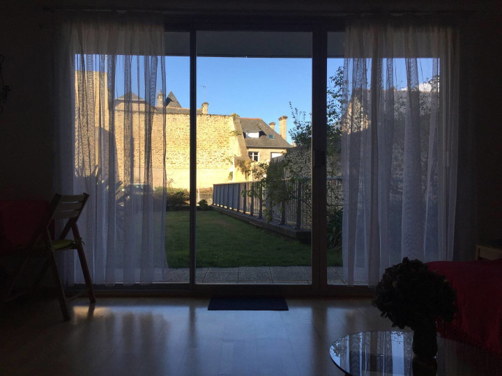 Joli 2 Pièces Avec Petit Jardin, à 100 M De La Mer - Dinard