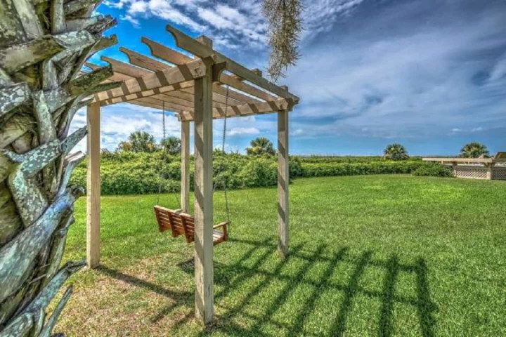 Wonderful~clean!  1 Bed, 1 Ba, Ocean View, 2 Bikes! 5 Star Reviews! #109 - Florida