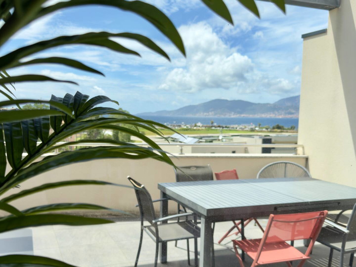 Frasso T3 Vue Mer Centre De Porticcio  Et Garage - Ajaccio