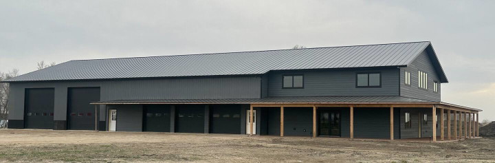 Zach's Place Beautiful 5-bedroom Minutes From Town - Aberdeen, SD