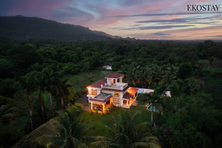 Stylish 4bhk Villa | Private Pool - Alibag