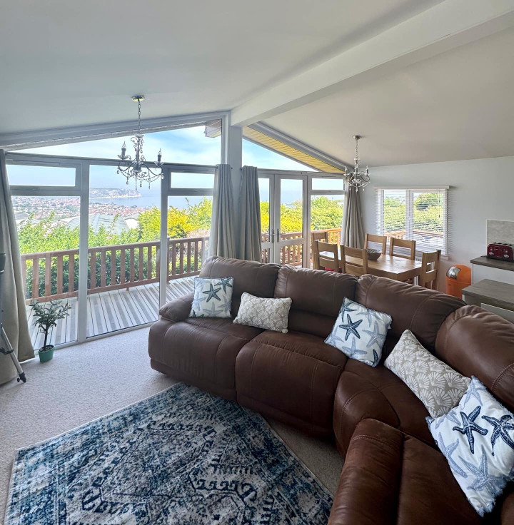 Spacious Lodge With Stunning Views, Swimming Pool - Swanage