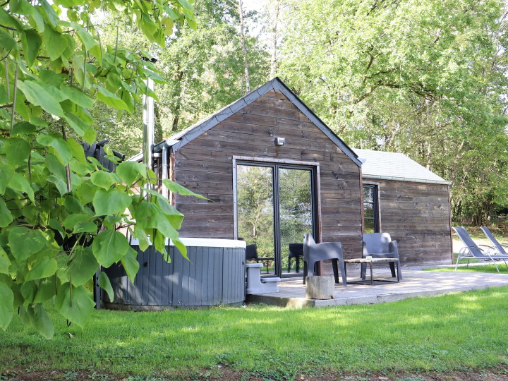 Chalet Confortable Avec Spa Et Belle Vue - Durbuy