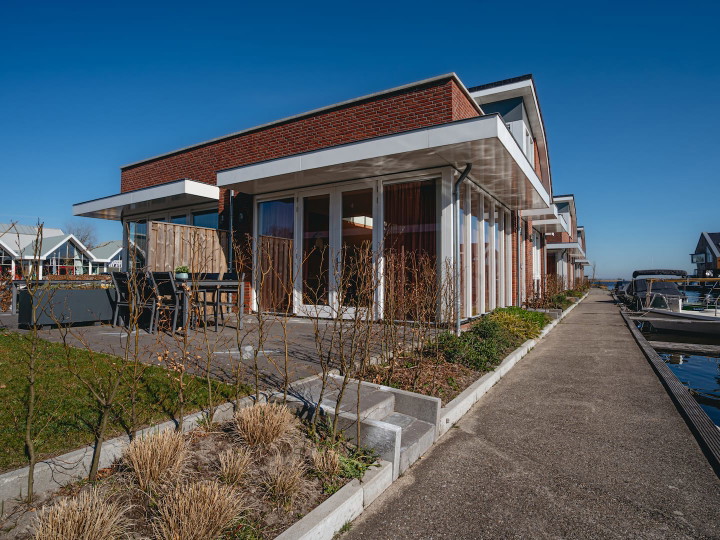 Luxury Home Directly On The Water - Uitgeest
